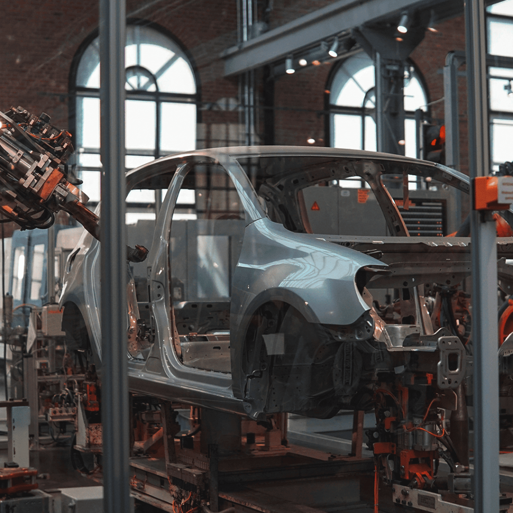 Why the Left‑Right Divide Still Shapes the Car Business - Automotivate ME